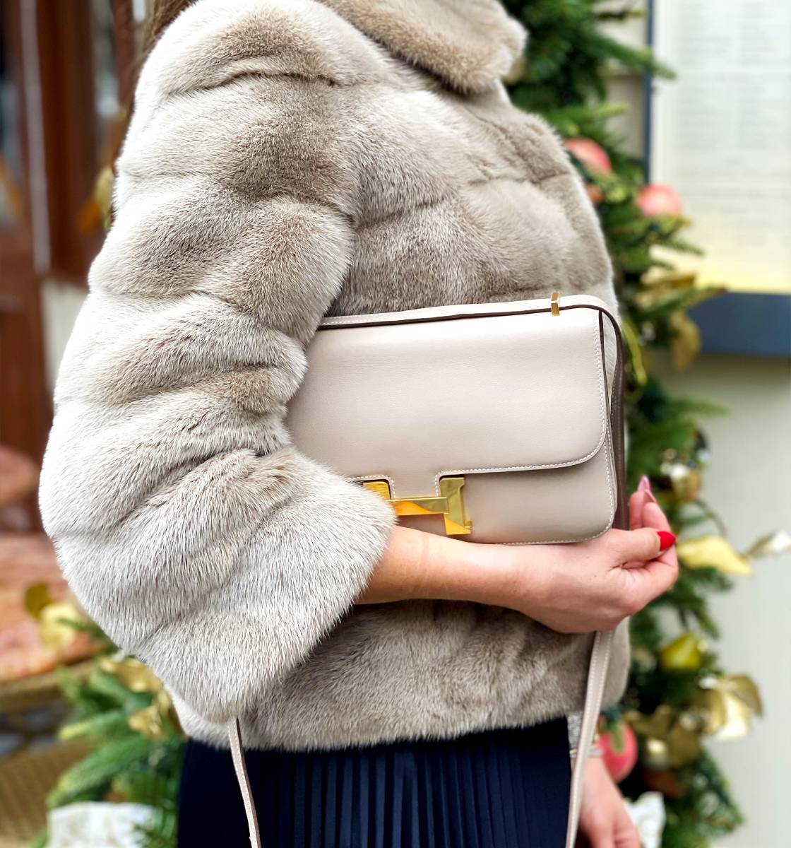 FUR REAL? WHY PRELOVED FUR DESERVES A SPOT IN YOUR WARDROBE – Shush London